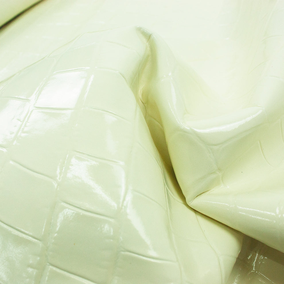 Glossy ivory coconut engraved leather – La Tendeta del Cuero