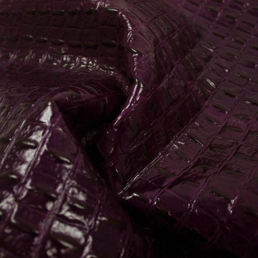 Trozo de piel grabado escama de cocodrilo violeta – La Tendeta del Cuero